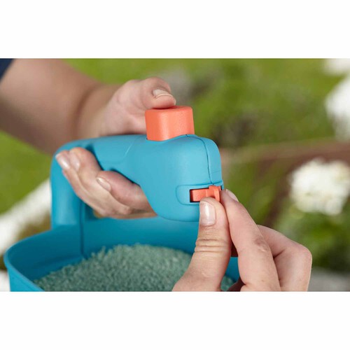 Gardena Hand Spreader - Spreaders & Seeders | Mitre 10™